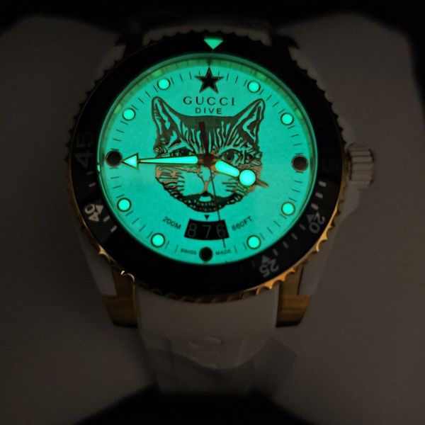 Gucci Dive 40mm Swiss Made Men's Watch with Gold Feline Head on Dial ...
