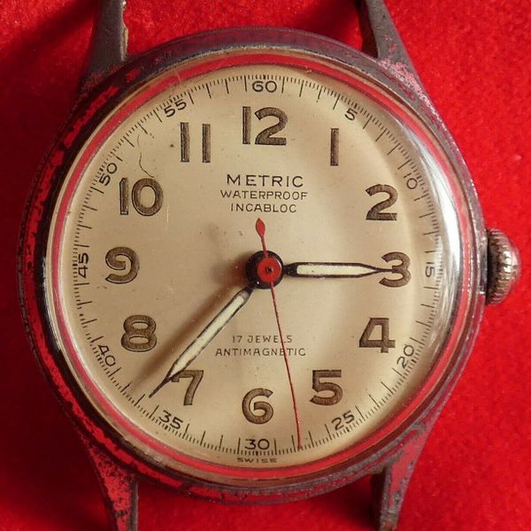 Gents Vintage Metric Watch | WatchCharts