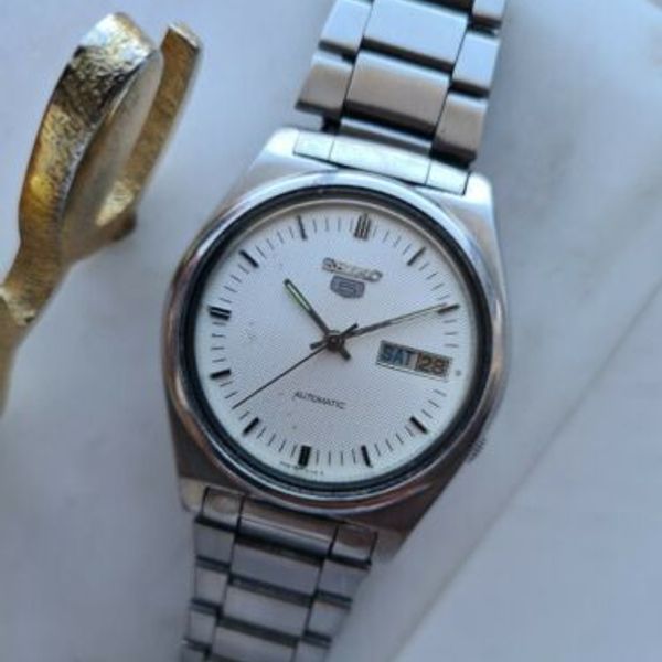 Vintage White 1979 SEIKO 5 Men's Japan Automatic Watch 7009-3070 70s ...