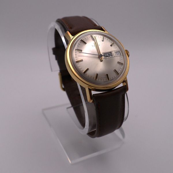 Vintage Timex 1980 Marlin Day Date Wind-up Men's Watch - Runs Well ...