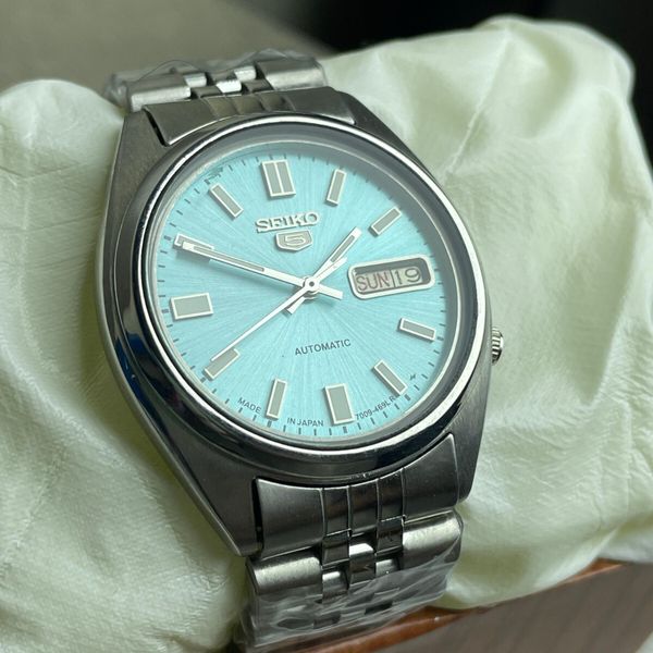 Vintage Seiko 5 Automatic Aqua Blue Dial Mens Watch 7009 Day/Date 17 Jewels | WatchCharts ...