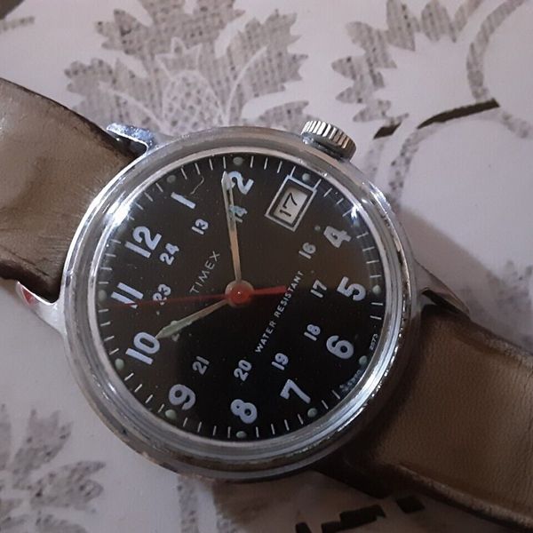 Wow! Charming Vintage "Timex" Military Style Wrist Watch. Suit Lady too ...