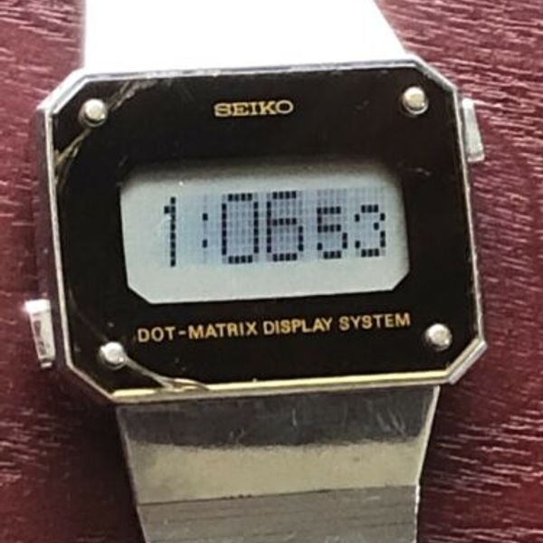 Vintage 1980 Seiko Dot Matrix Scroll LCD Digital Watch D031-4010 ...