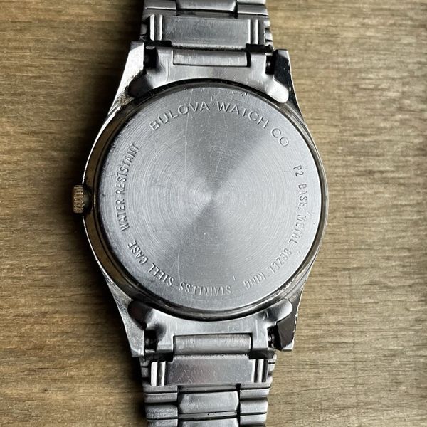 😍 1982 (P2) Bulova Men’s Vintage Watch | WatchCharts Marketplace
