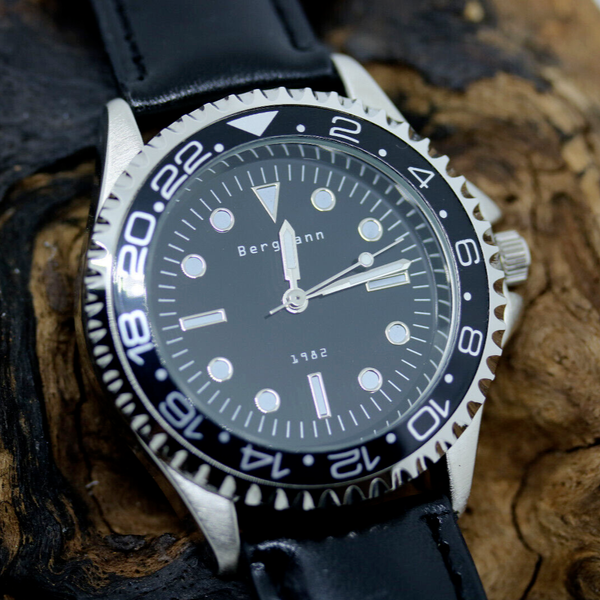 Bergmann Model “1982” Diver Diver Watch Quartz NEW | WatchCharts ...