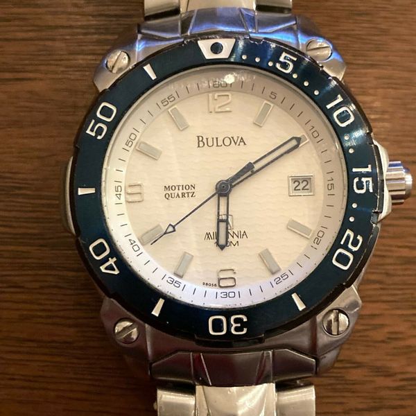 Bulova Men's Millenia Calendar Kinetic quartz dark blue bezel silver ...