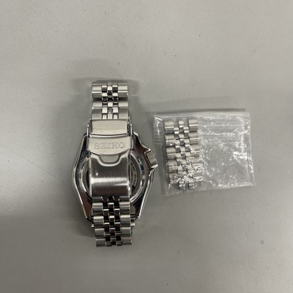 Seiko 5 Sports Yellow Unisex Adults Watch - SSK017 | WatchCharts ...