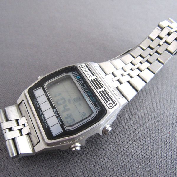 VINTAGE SEIKO SILVER WAVE CHRONOGRAPH WR DIGITAL MENS WRISTWATCH | WatchCharts Marketplace