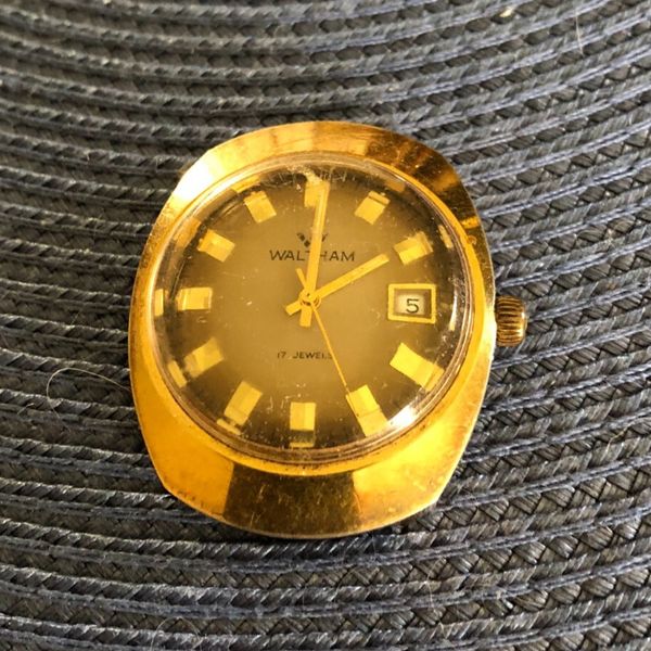 WALTHAM GOLD TONE CALENDAR WATCH 17 JEWELS WITH OUT BAND FOR REPAIR OR ...