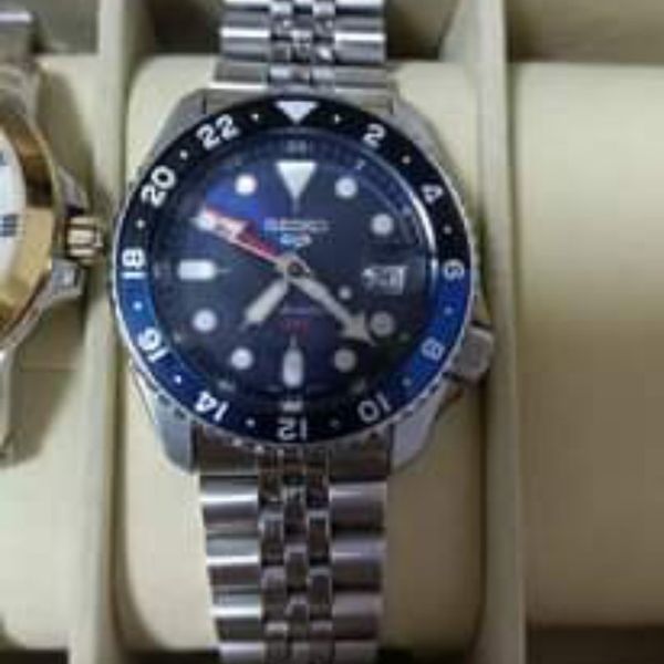 Seiko 5 SPORT AUTOMATIC GMT BLUEBERRY SSK003K1 | WatchCharts Marketplace