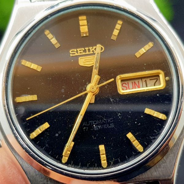 Vintage Of Seiko 5 Automatic Day/Date 17 Jewels Japan Made Men's Wrist Watch | WatchCharts ...
