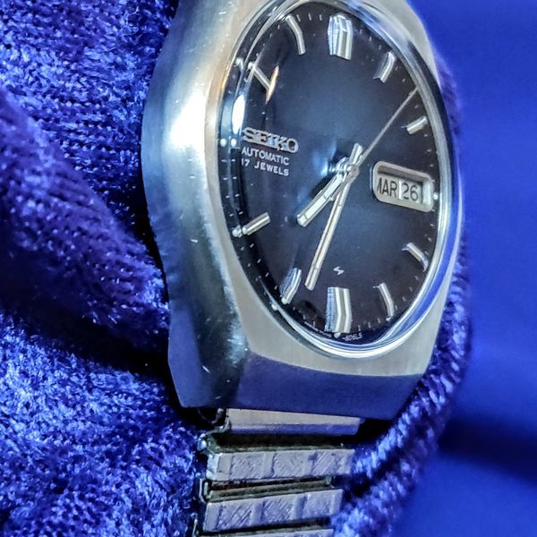 Seiko Vintage Automatic 7009-8069 Day Date Gorgeous Blue Dial Men's ...