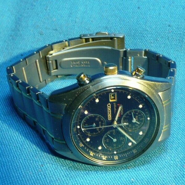 Seiko Titanium Alarm Chronograph 7162 - OFDO Men's Wrist Watch ...