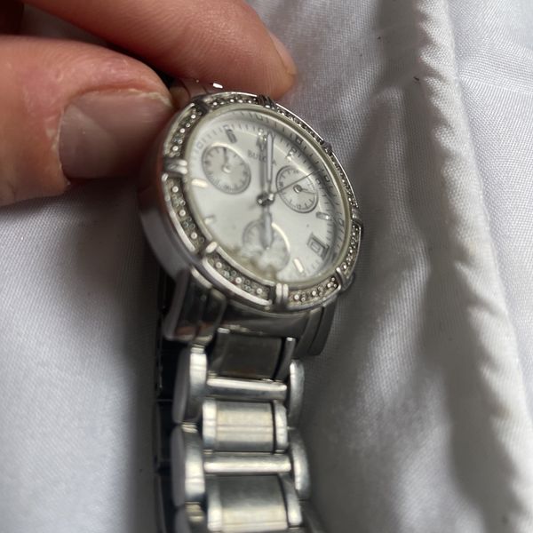 Ladies Bulova 96R105 Mother Of Pearl And Diamond Dial And Diamond Bezel ...