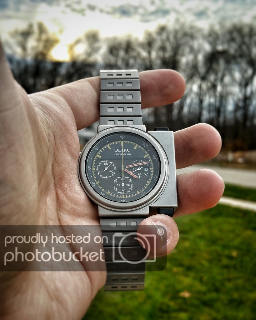 (US) Seiko SCED035 Ripley Aliens Chronograph | WatchCharts Marketplace