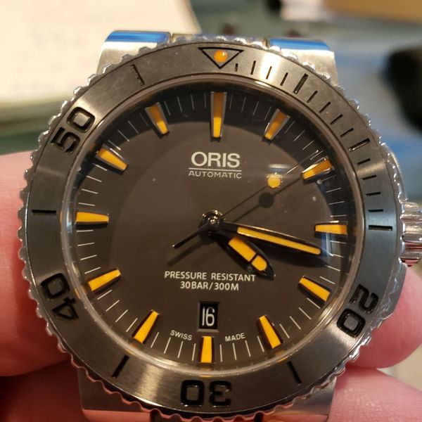 FS: Excellent Oris Aquis, Rare Color Combination | WatchCharts