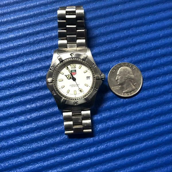 TAG HEUER Professional 200 meters Classic Sports Watch - Mid Size ...