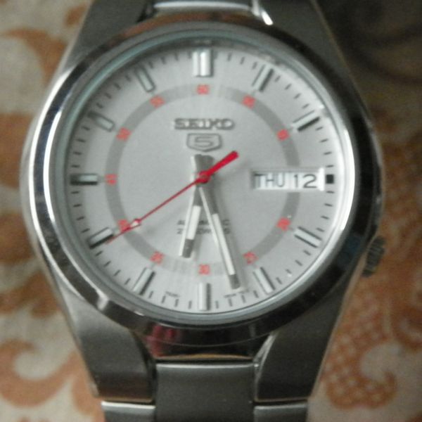 FS: Seiko Silver dial Red second hand | WatchCharts