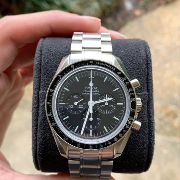 Omega Speedmaster 2018 | WatchCharts Marketplace
