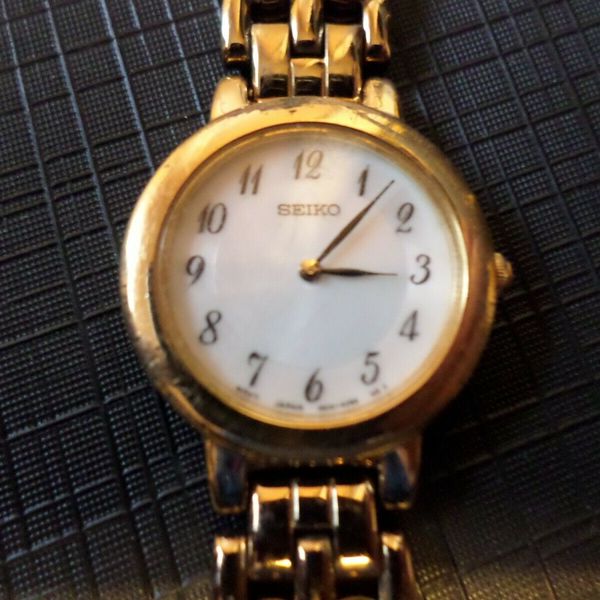 Seiko 1N00-1E10 Ladies Quartz Watch | WatchCharts Marketplace