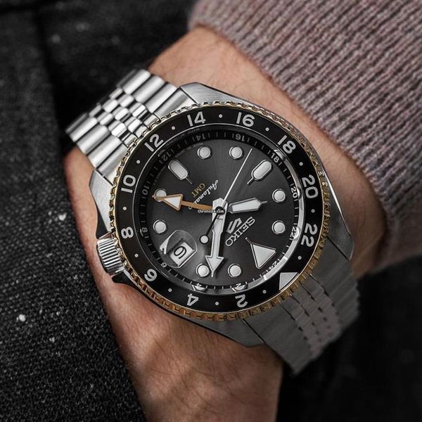 Seiko 5 Sports GMT SSK021 Charcoal Dial Jubilee Strap Menâ s Watch ...