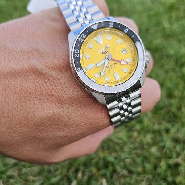 Seiko 5 sports gmt automatic ssk017j1 yellow dial jubilee brand new ...