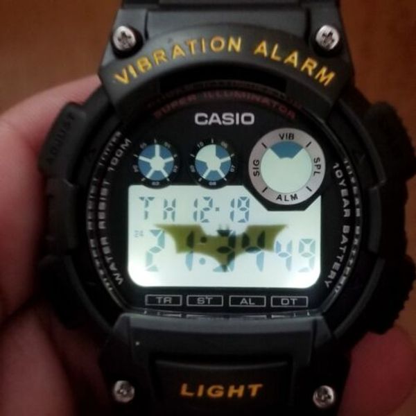 Casio W735H Custom Batman 2008 The Dark Knight Rises vibration alarm ...