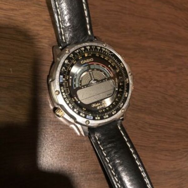 Casio Skywalker Vintage Watch Digital Mens Wristwatch DW-7100 Classic ...