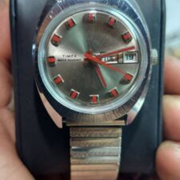 Timex Marlin 1972 Red Accent Mens Vintage Day/date 1970s Watch ...
