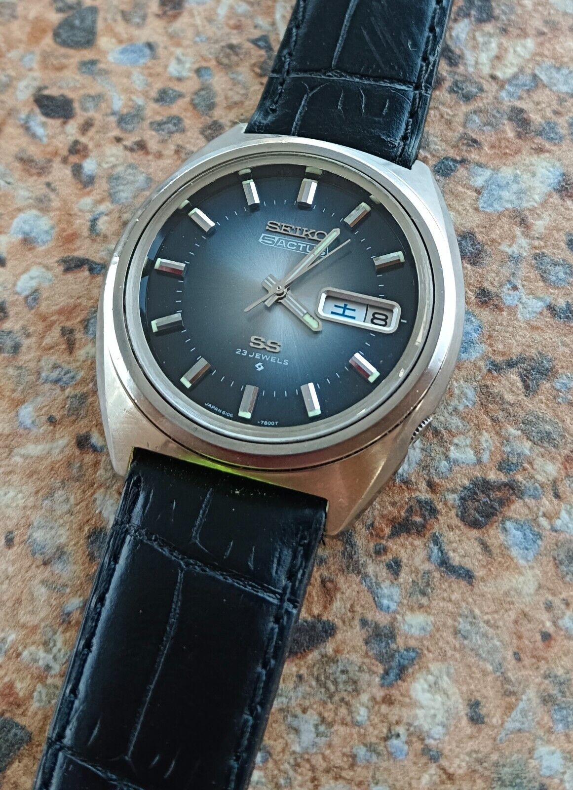 Vintage Seiko 5 Actus SS 23 Jewels Automatic 6106 7520 Kanji October 1972 | WatchCharts Marketplace