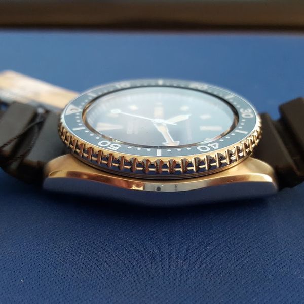 Sold: FS- Seiko SKX173 200m Diver Automatic with extra straps and ...