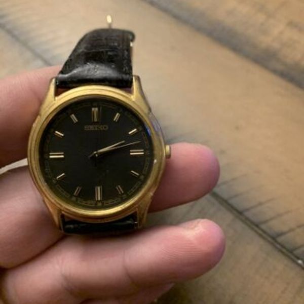 Seiko Gold Plated Men's Watch V701-1920 [R1] | WatchCharts Marketplace