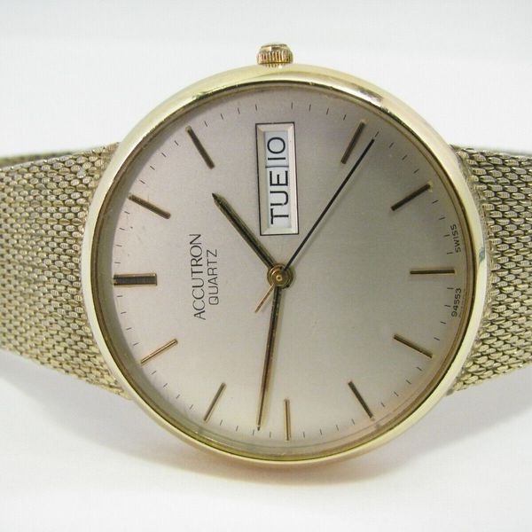 Vintage Bulova Accutron Quartz Gold Tone Day Date Dress Watch Swiss ETA ...