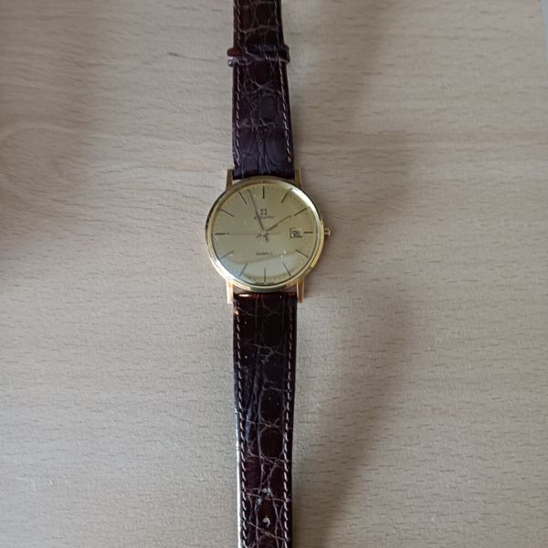 18ct Yellow Gold Zenith Quartz Watch ; 301740116 ; 18 CT GOLD ...