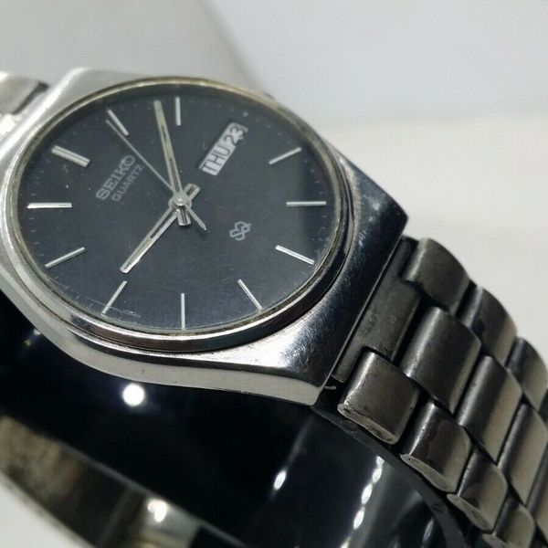 vintage seiko sq quartz 8223-7090 japan A wristwatch for men's ...