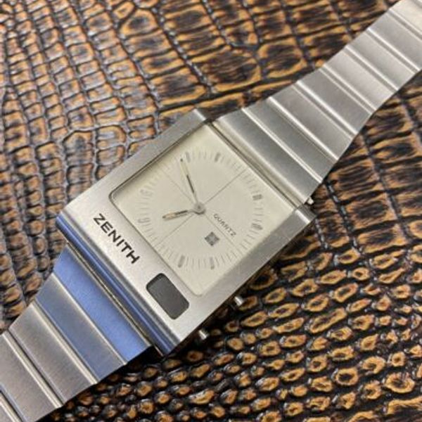 RARE ZENITH futur time command not working all original | WatchCharts