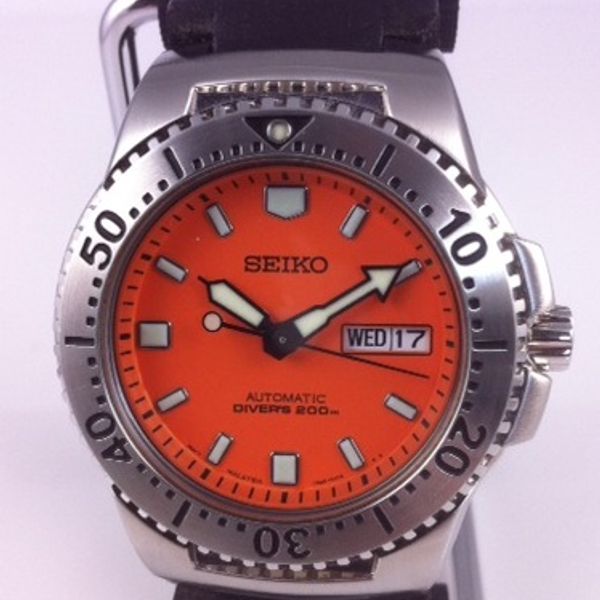 Fs A Trifecta Of Seiko Knights White And Black Sold Range Needs A Home Watchcharts
