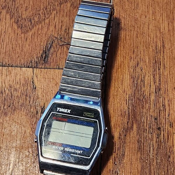 Vintage TIMEX T95 Quartz Lithium Alarm Chronograph 34mm Watch Needs ...