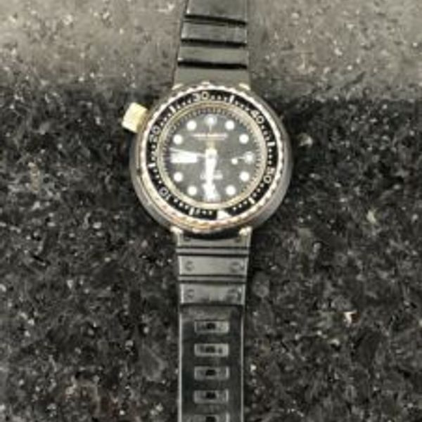 Vintage SEIKO 7549-7009 GOLDEN TUNA TITANIUM 600m DIVERS Quartz WATCH FOR PARTS | WatchCharts ...