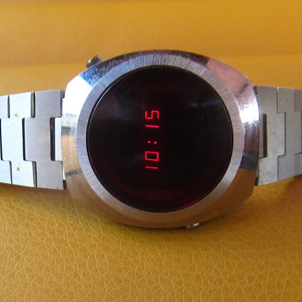 SS 1976 Hughes Aircraft LED LCD Digital Retro Time computer Quartz ...