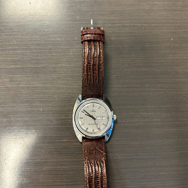Timex Q 1978 Reissue Silver with silver dial | WatchCharts Marketplace