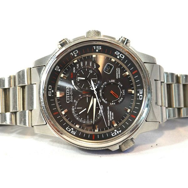 Citizen Eco Drive Radio Controlled Perpetual Calendar Watch Model E650 ...