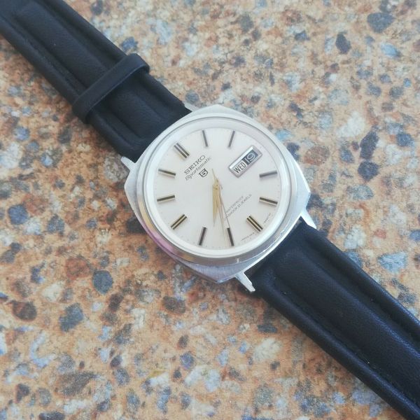 Vintage Seiko 5 Sportsmatic 21 Jewels Automatic 6619 8190 July 1967 36mm | WatchCharts Marketplace