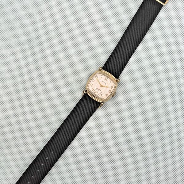 AY23 Men's 1942 Elgin 554 15 Jewel Hinged Lug Tonneau Manual Wind Watch ...