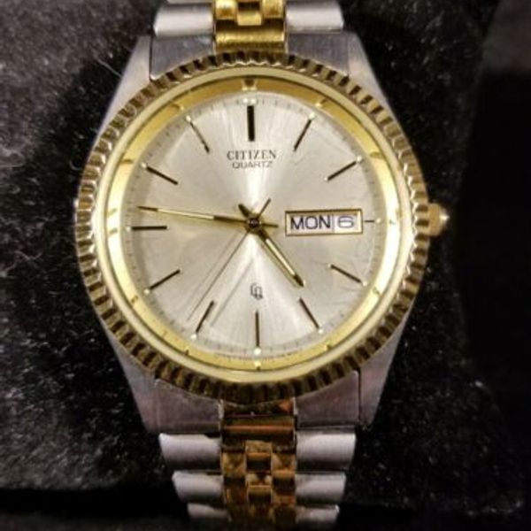 Men's Citizen CQ Day Date Two Tone Gold Silver Band Dial 6100-S26569 SMT | WatchCharts Marketplace