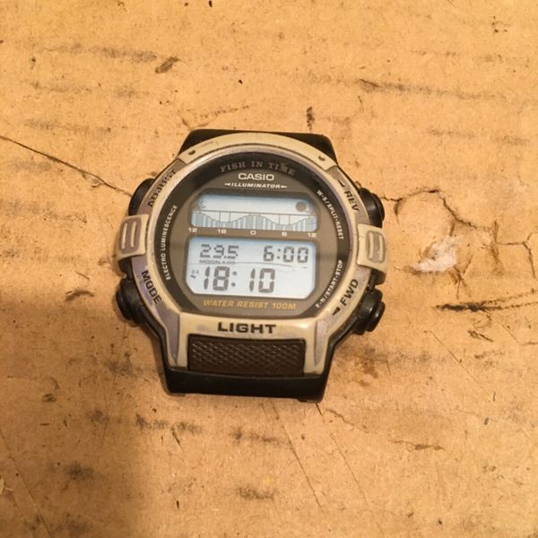 Vintage Casio FT-200 Fish in Time Illuminator Digital Watch. Works, no ...