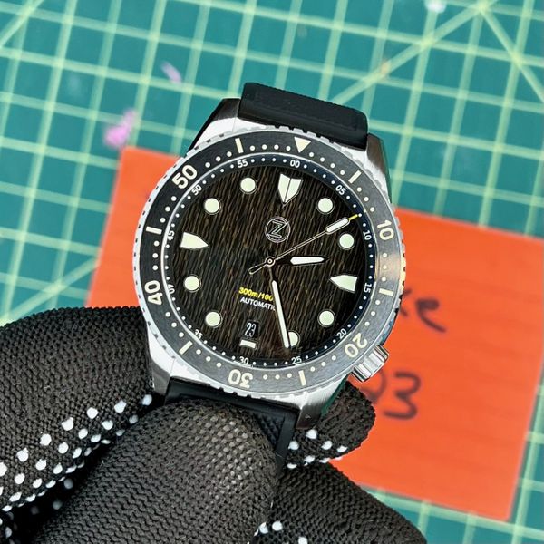 [$459 USD] Zelos Mako 40mm Diver - Raindrop Carbon Dial with bonus ...