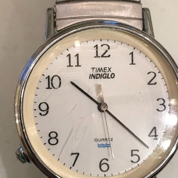 Timex Indiglo Men's Watch Easy Reader Silver Tone - New Battery Water ...