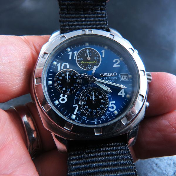 V657 Japan Seiko Chronograph 50M Quartz Men Watch | WatchCharts Marketplace
