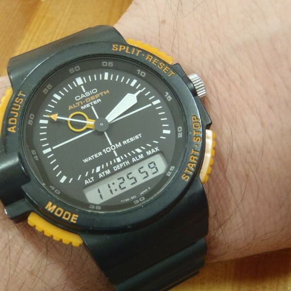 ORIGINAL VINTAGE WATCH CASIO ARW 320 ALTI-DEPTH METER JAPAN T ORIG ...